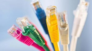 Apa itu Kabel Cross? Pengertian & Bedanya dengan Straight – Dewaweb Blog